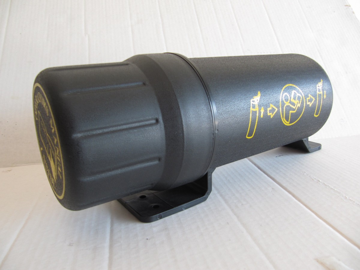 Etramo. Manual holder Large for hire or rental companies